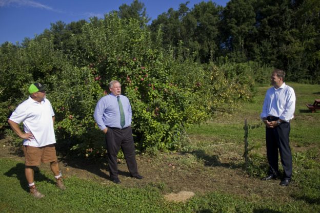 New Hampshire Apple Day Kicks Off Season at Sunnycrest Farm | New ...
